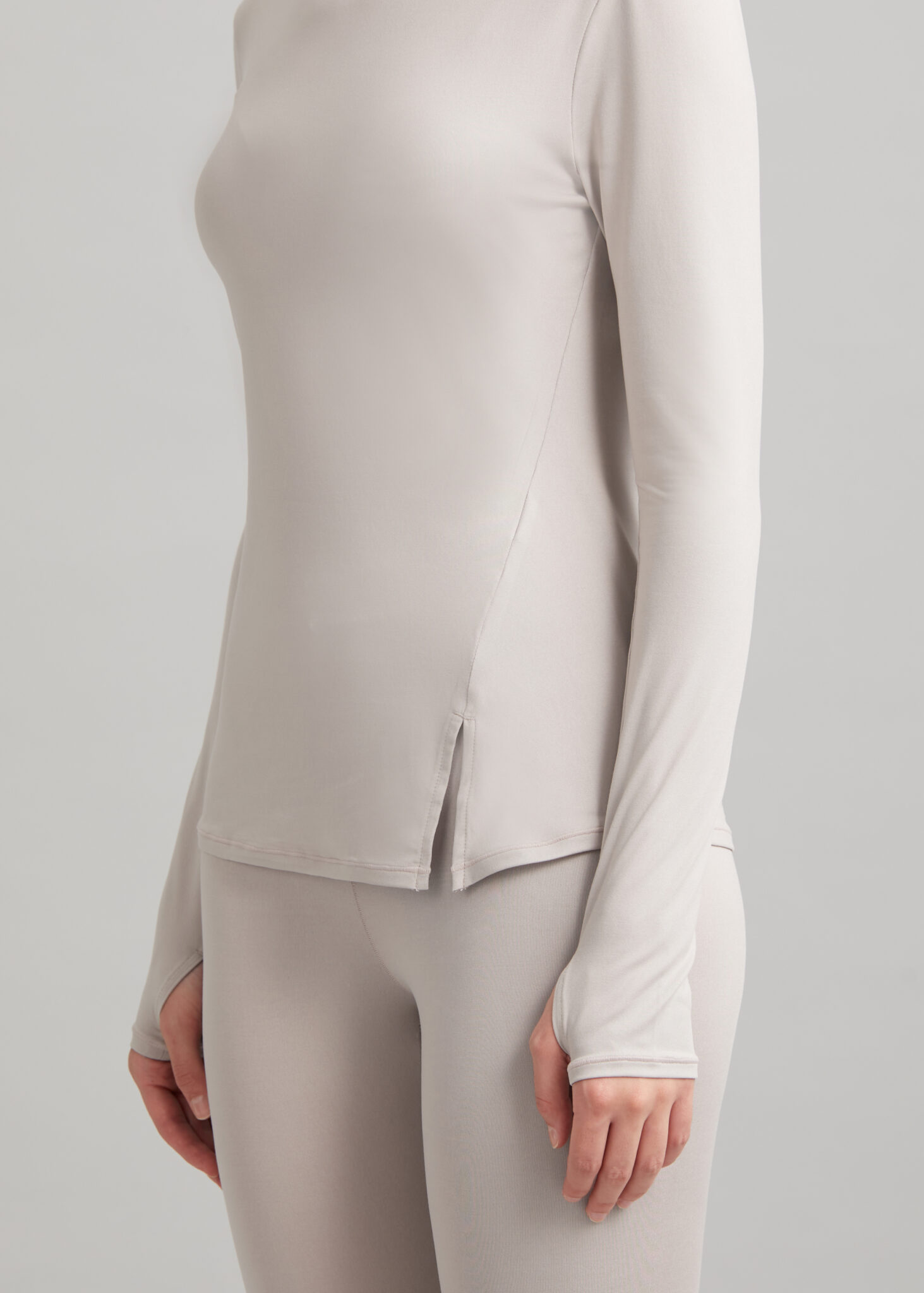 ALESHA ESSENTIAL LONG SLEEVED TURTLENECK TOP (AERYANN) – Arumn